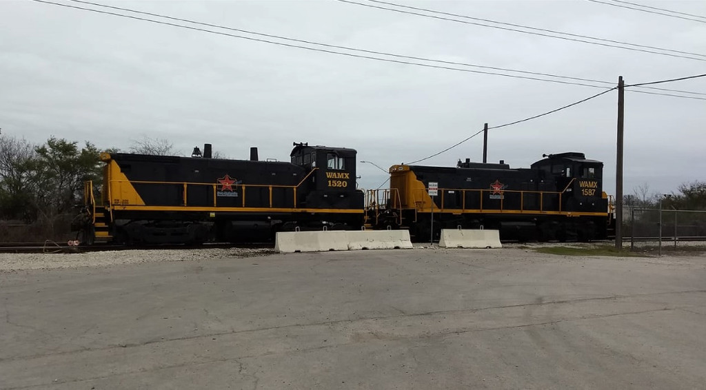 WAMX 1520, WAMX 1587 21Feb2019 San Antonio Central Railroad, East Kelly Railport,